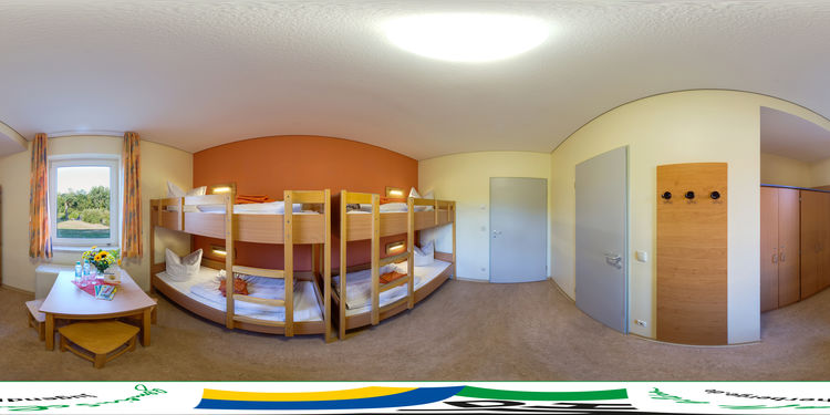 4-Bettzimmer mit Du/WC - DJH - Jugendherberge Strehla - Wir sind 360 Grad