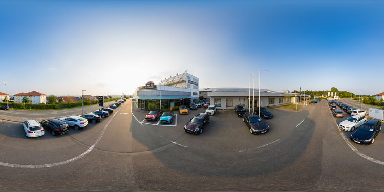 Außenbereich - MINI Autohaus Strauss - Wir sind 360 Grad