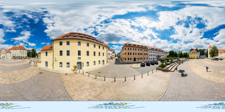 Schloßplatz 6 / Tourist-Information - Stadt Freiberg - Kleiner ...